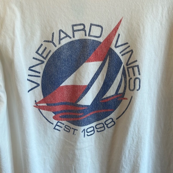 Vineyard Vines | Shirts | Vineyard Vines Short Sleeve Sail Tshirt Large ...